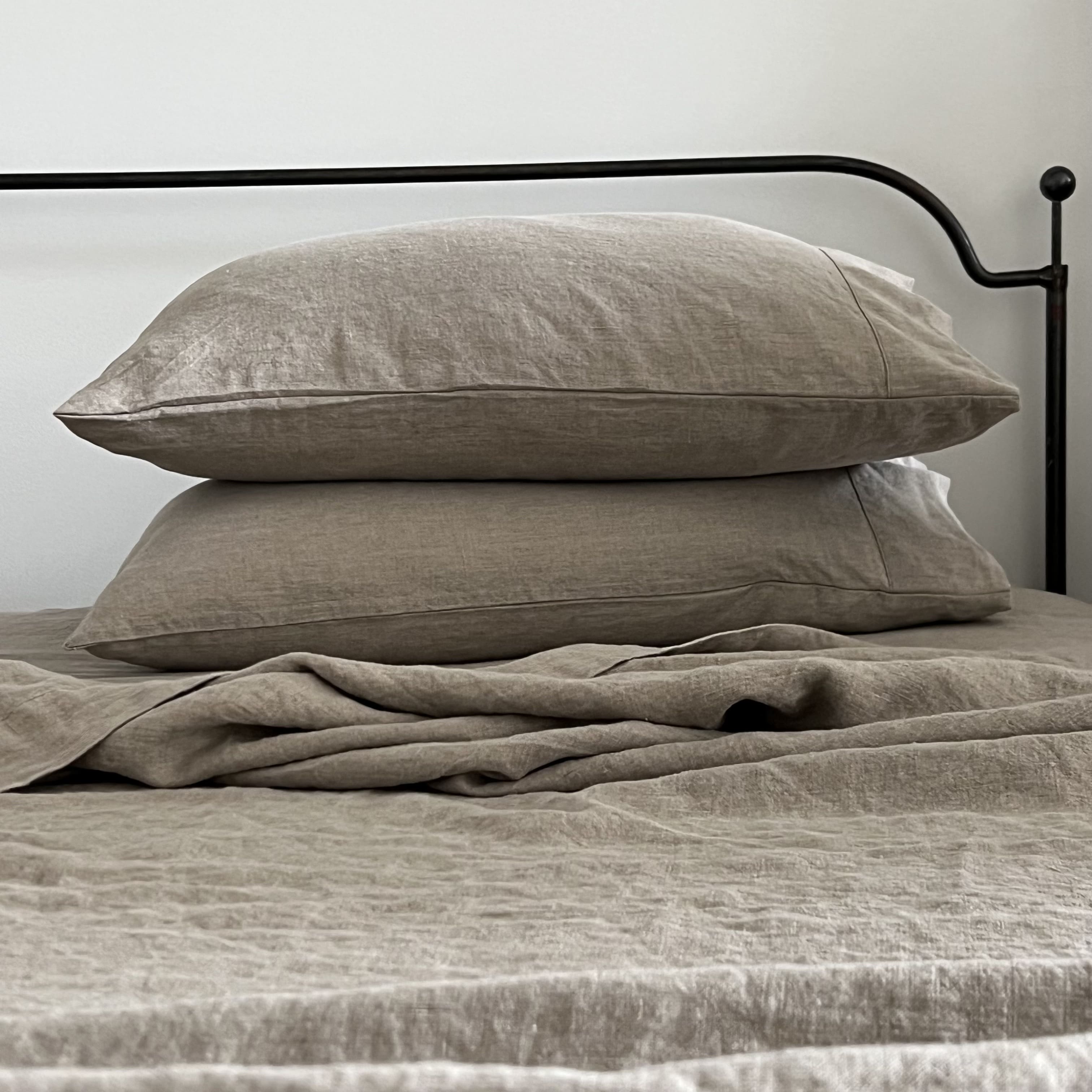 Linoto's guide to pillowcases and shams for better sleep